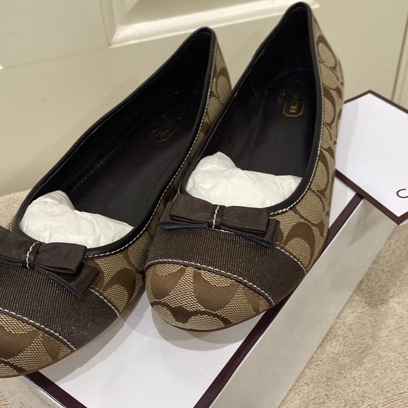 Shoes | Coach Flats | Poshmark